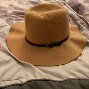 Forever 21 | Accessories | Hats | Poshmark